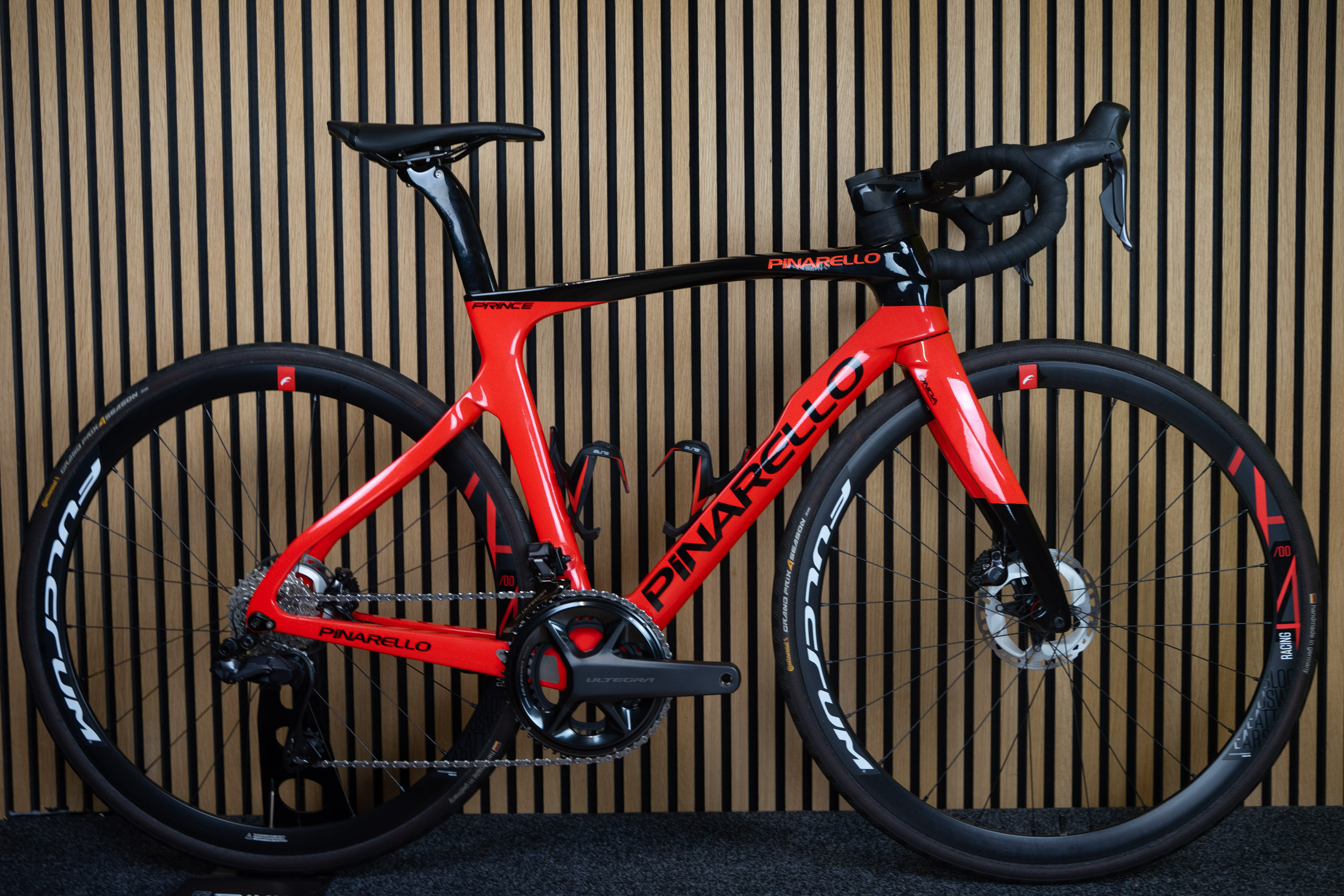 Pinarello Prince DISC